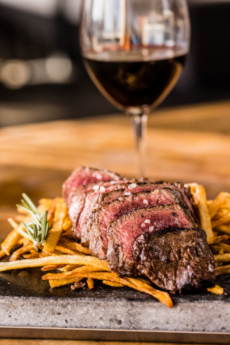 L.G. Smith's Steak & Chop House - Aruba Restaurant